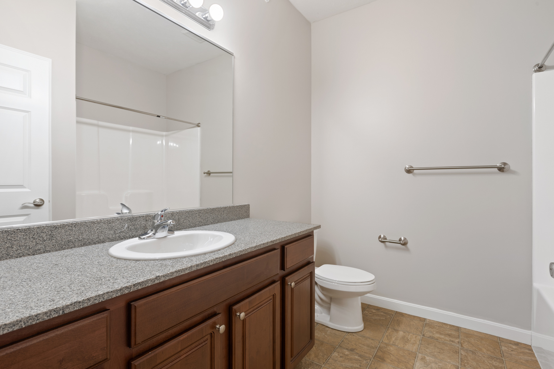 Castle Ridge Apartment Amenities - Castle Ridge